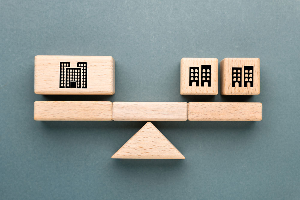Accounting Career Paths: Comparing Big 4, Mid-Tier & Small Firms